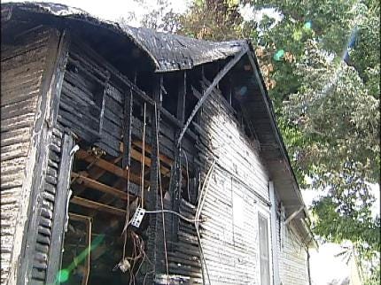 Burned Out Tulsa Church Prompts Outdoor Service