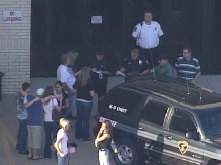 911 Calls Flood Muskogee Police Following Mall Shooting