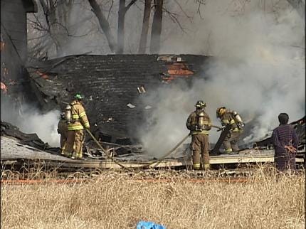 Roof Collapses In Tulsa Building Fire