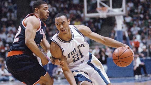 Shea Seals Asks to Defer Hall of Fame Induction