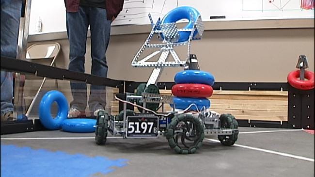 Claremore Students To Compete In Robot Competition