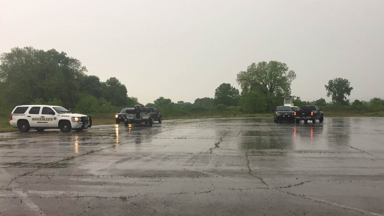 Search Underway For LeFlore Co. Couple After Boat Overturns In Arkansas ...