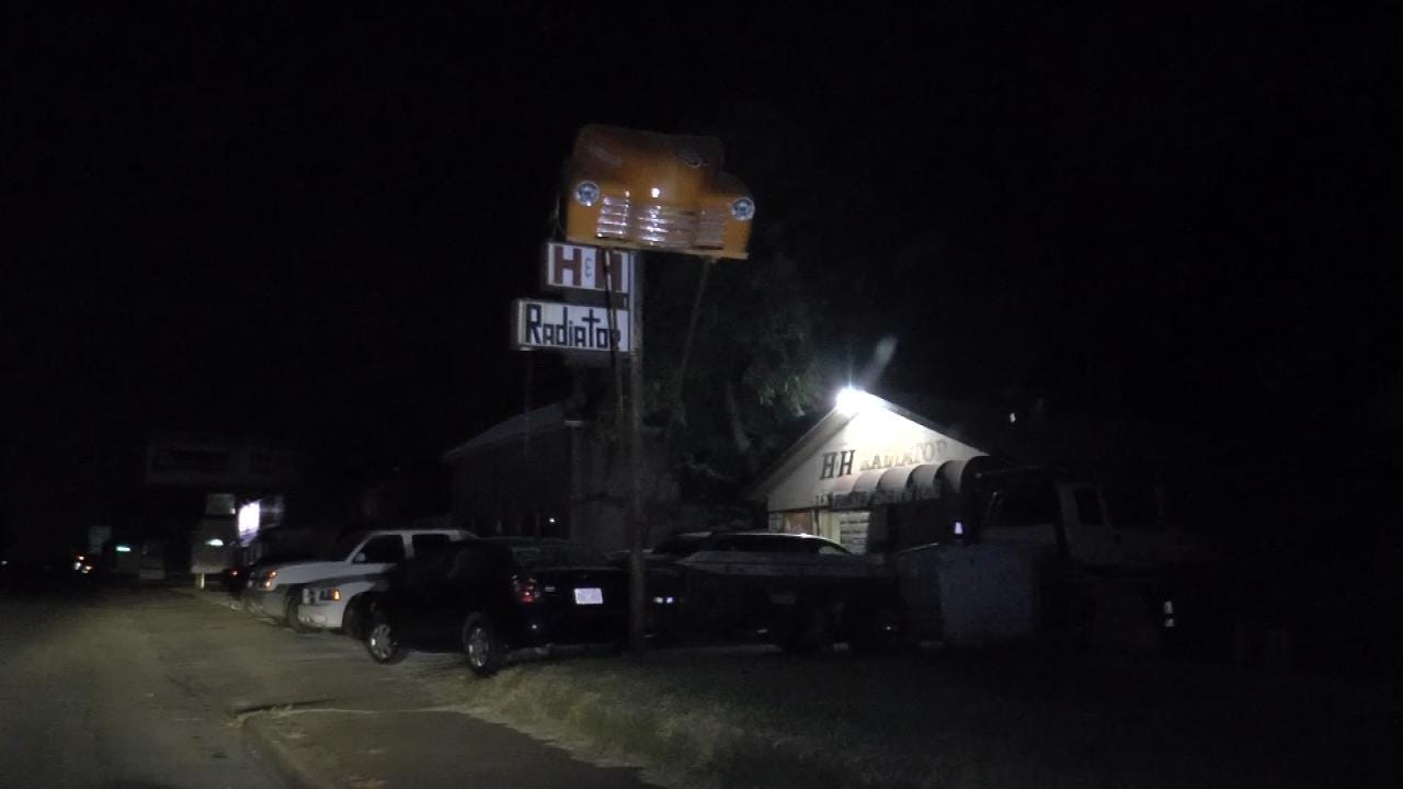 Workers At Tulsa Radiator Repair Shop Robbed At Gunpoint