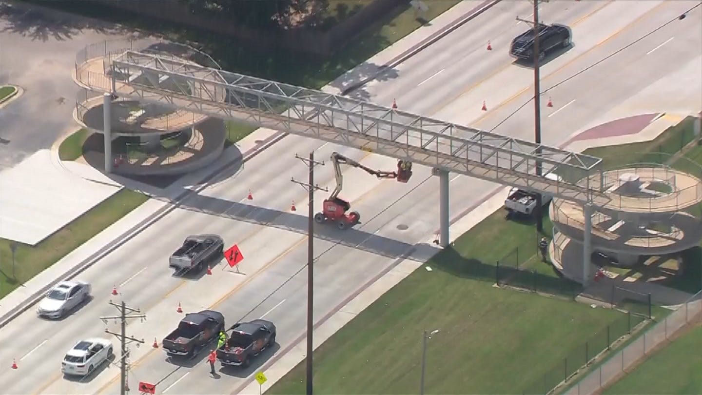 City Of Tulsa To Replace Pedestrian Bridge With Traffic Light