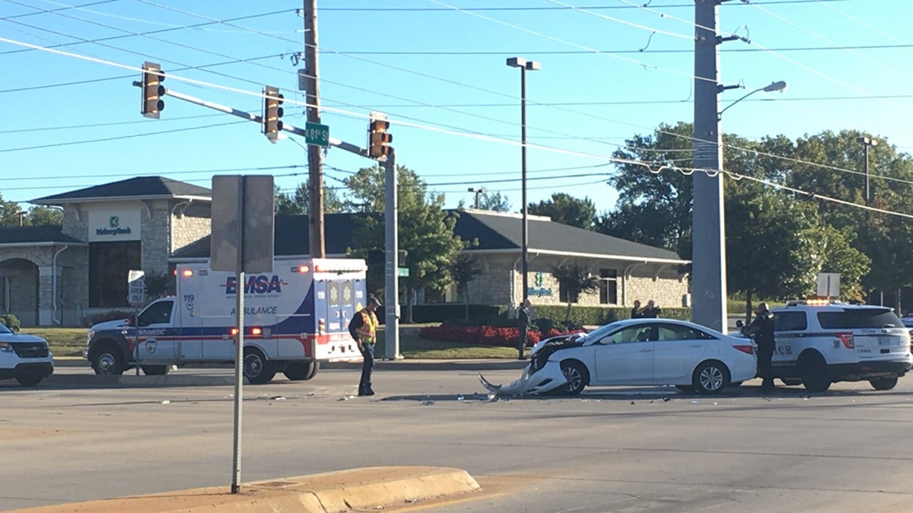 South Tulsa Car Crash Blocks Intersection