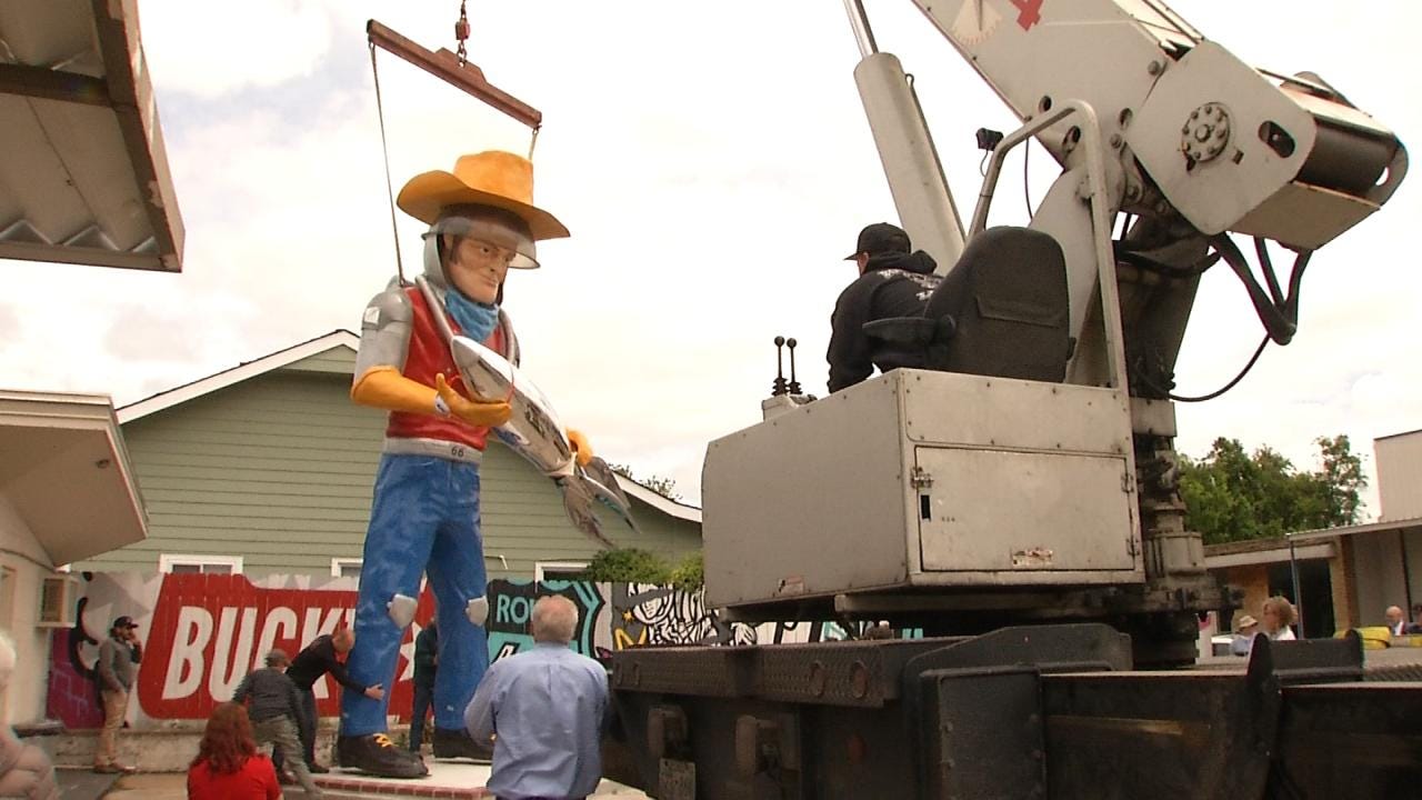 Buck Atom Space Cowboy Installed As New Tulsa Route 66 Attraction