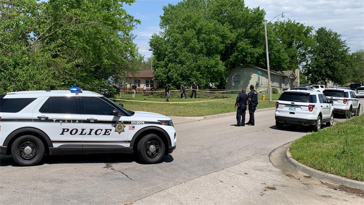 Tulsa Police Homicide Detectives Investigating Body Found In Vacant Lot