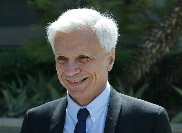 Robert Blake, Actor Known For "Baretta" And "Lost Highway," Dies At 89
