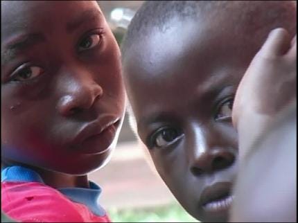 Amy McRee and LeAnne Taylor Join Pros For Africa for Uganda Mission