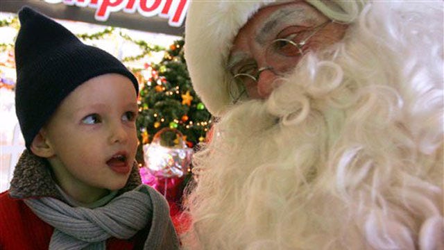 Penn Square Mall Hosts Caring Santa, Pet Photos