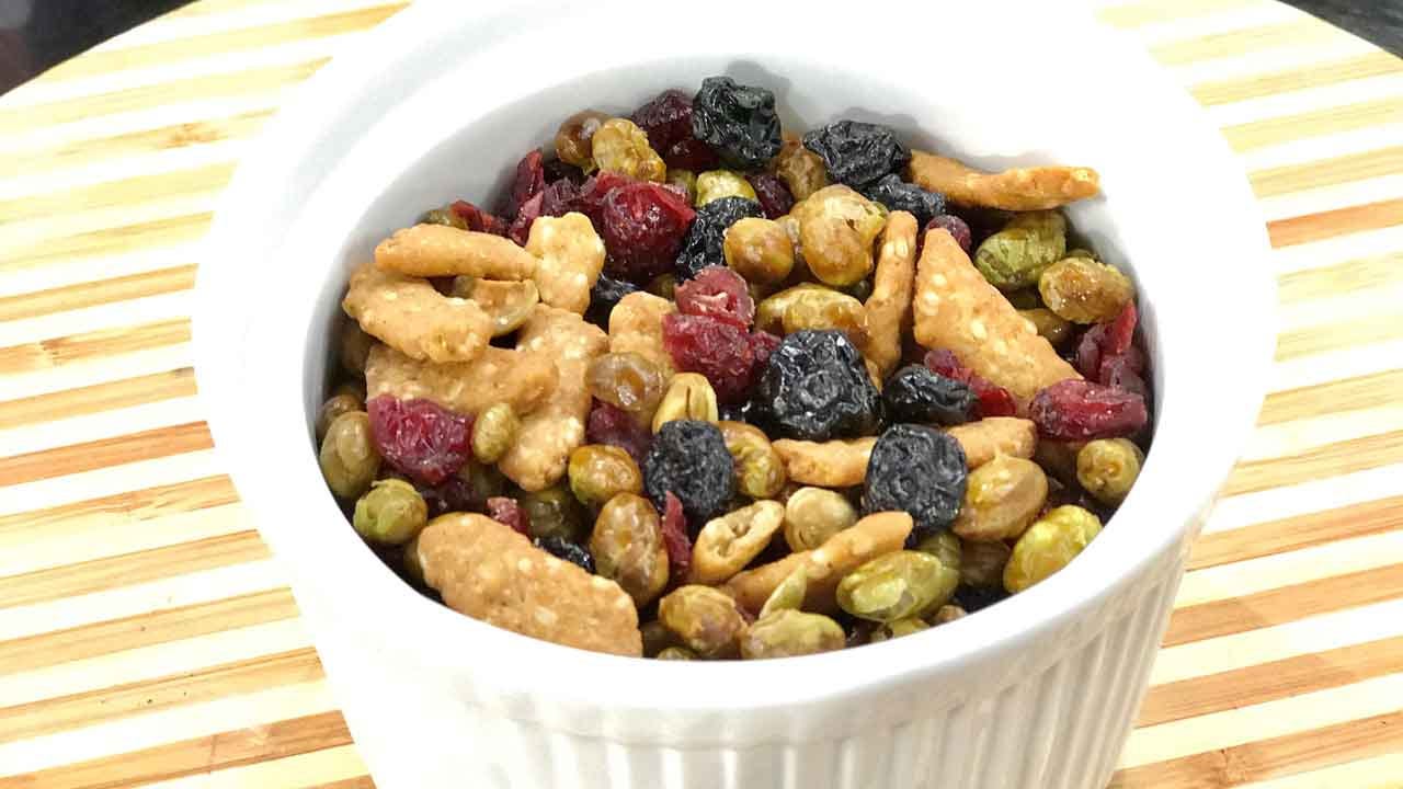Dried Edamame Snack Mix