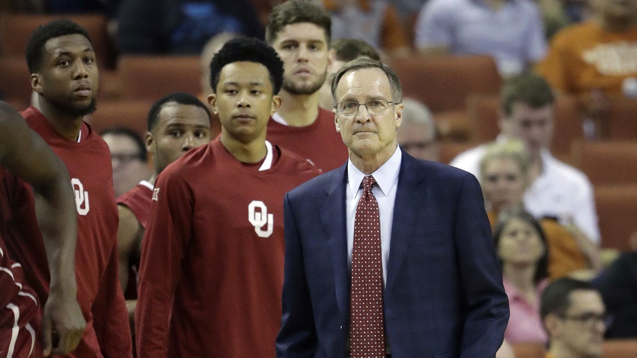 OU Hoops: UT's Go-Ahead Bucket In Final Seconds Hands Sooners ...