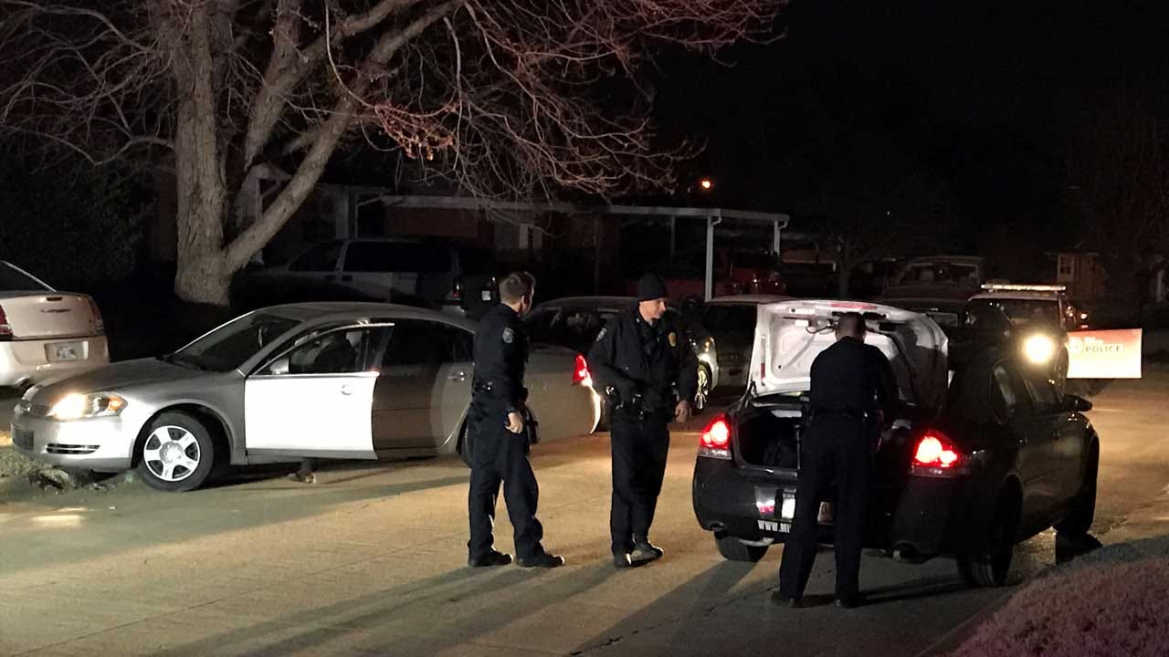 MWC Police Search For 3 People After Chase