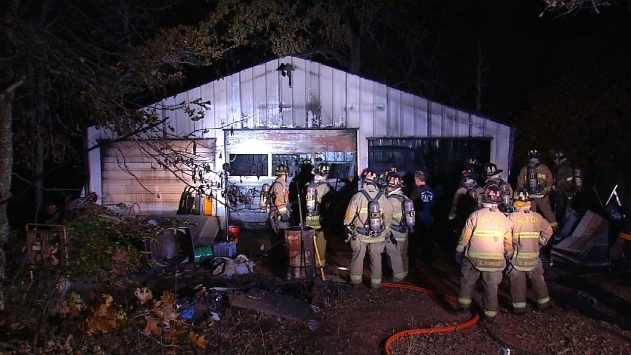 Fire Crews Battle Barn Fire In Newalla