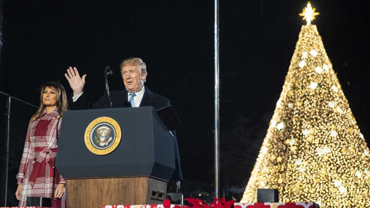 President Trump And First Lady Light The National Christmas Tree In ...