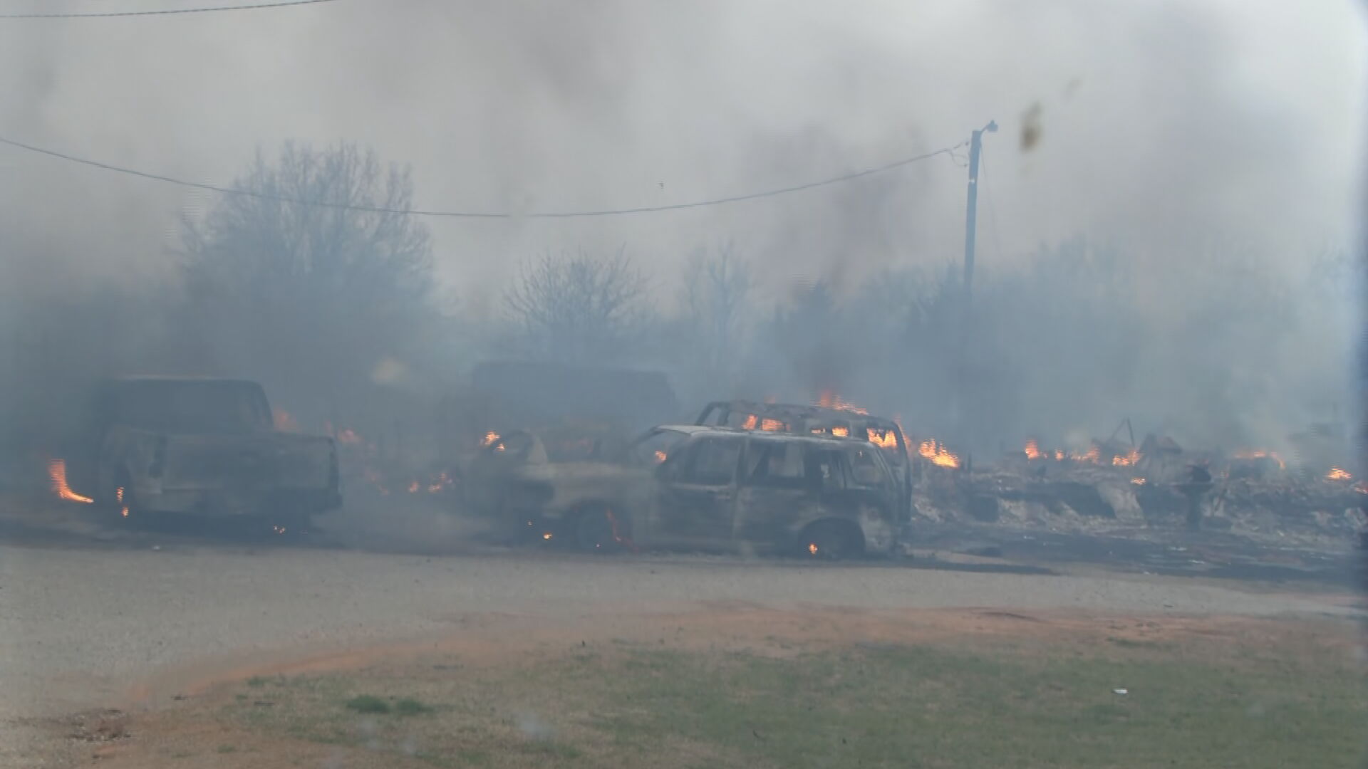 Wildfire outbreak in western and central Oklahoma causes damage, injuries